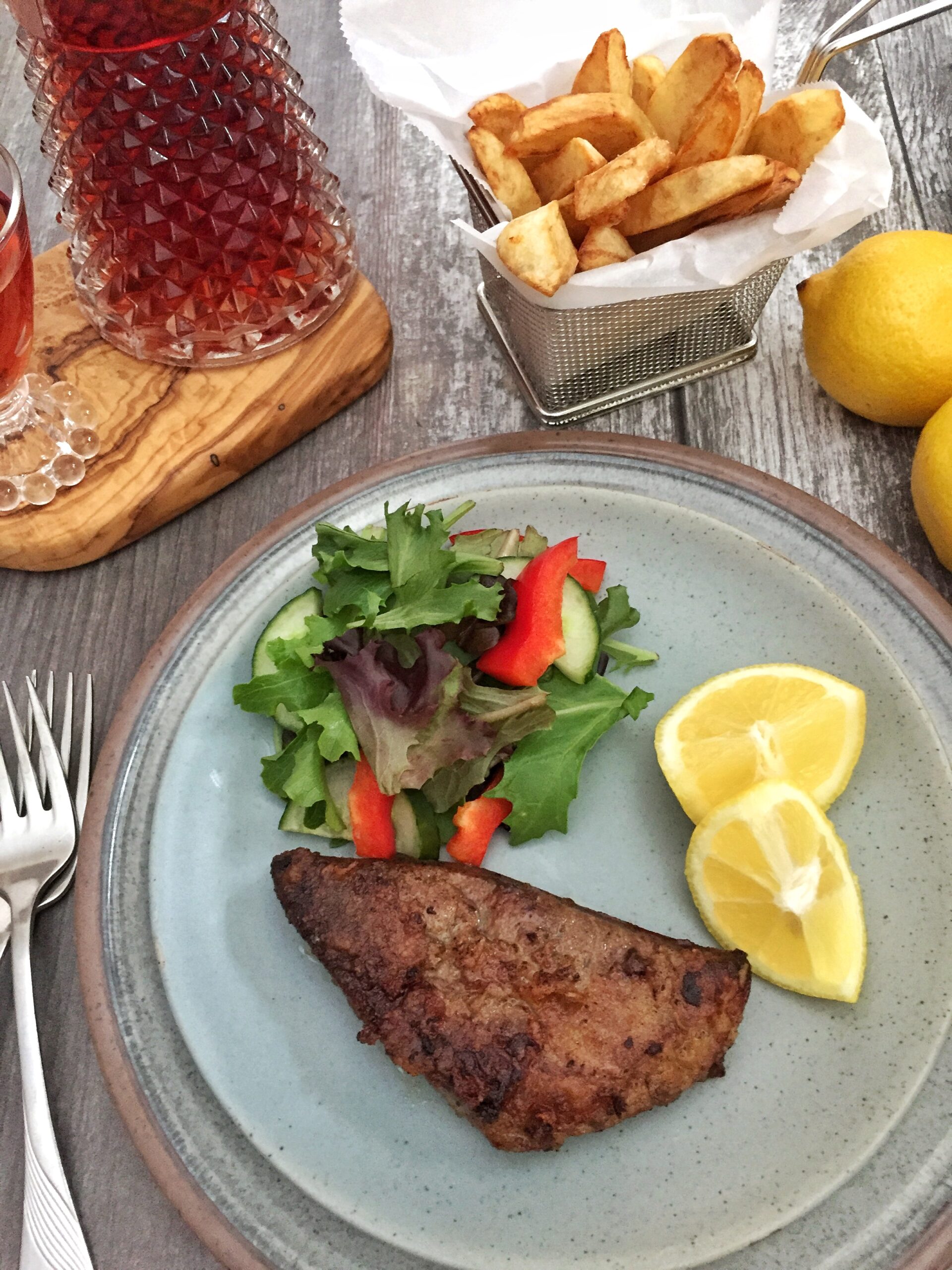 Fried liver (Συκώτι τηγανητό) - Mia Kouppa, Greek recipes etc...
