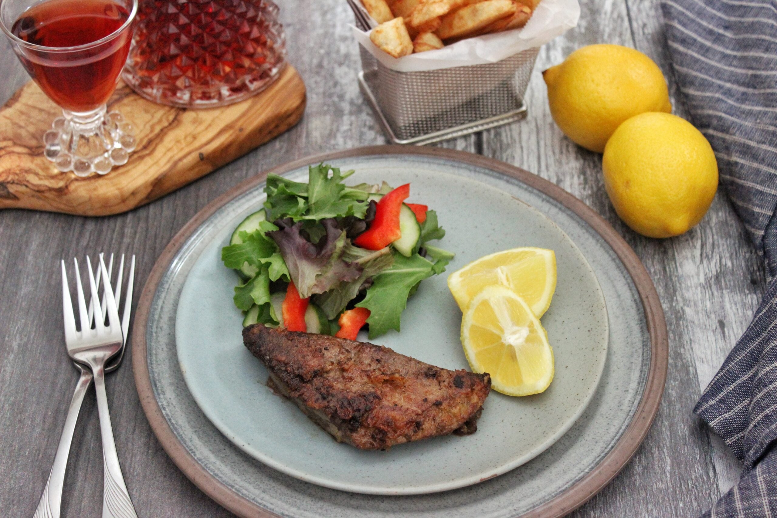 Fried liver (Συκώτι τηγανητό) - Mia Kouppa, Greek recipes etc...