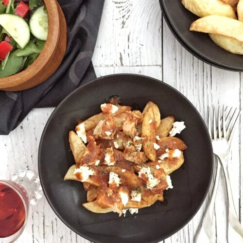 Greek-style poutine - Mia Kouppa