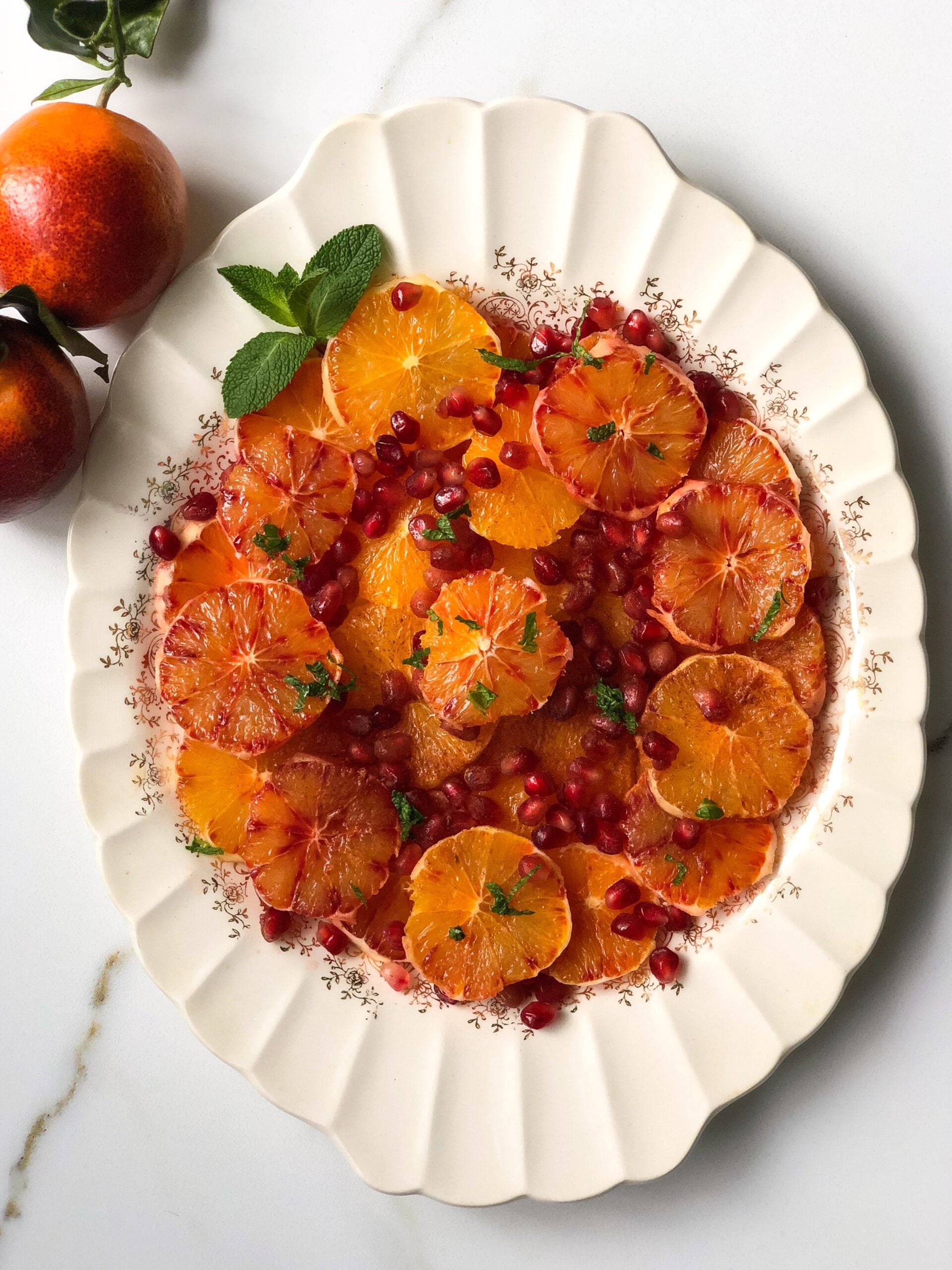 Citrus platter with pomegranate - Mia Kouppa