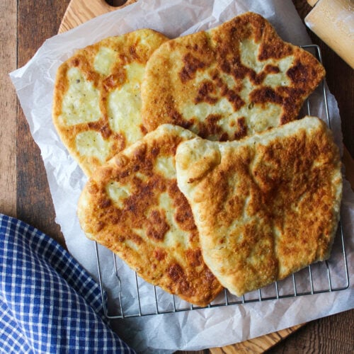 Tiganopsomo with feta (Τηγανόψωμο με φέτα) - Mia Kouppa