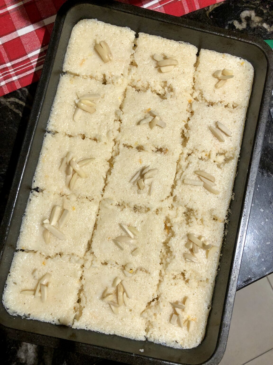 Samali (Σάμαλι) Greek semolina cake with syrup- Mia Kouppa, Greek recipes