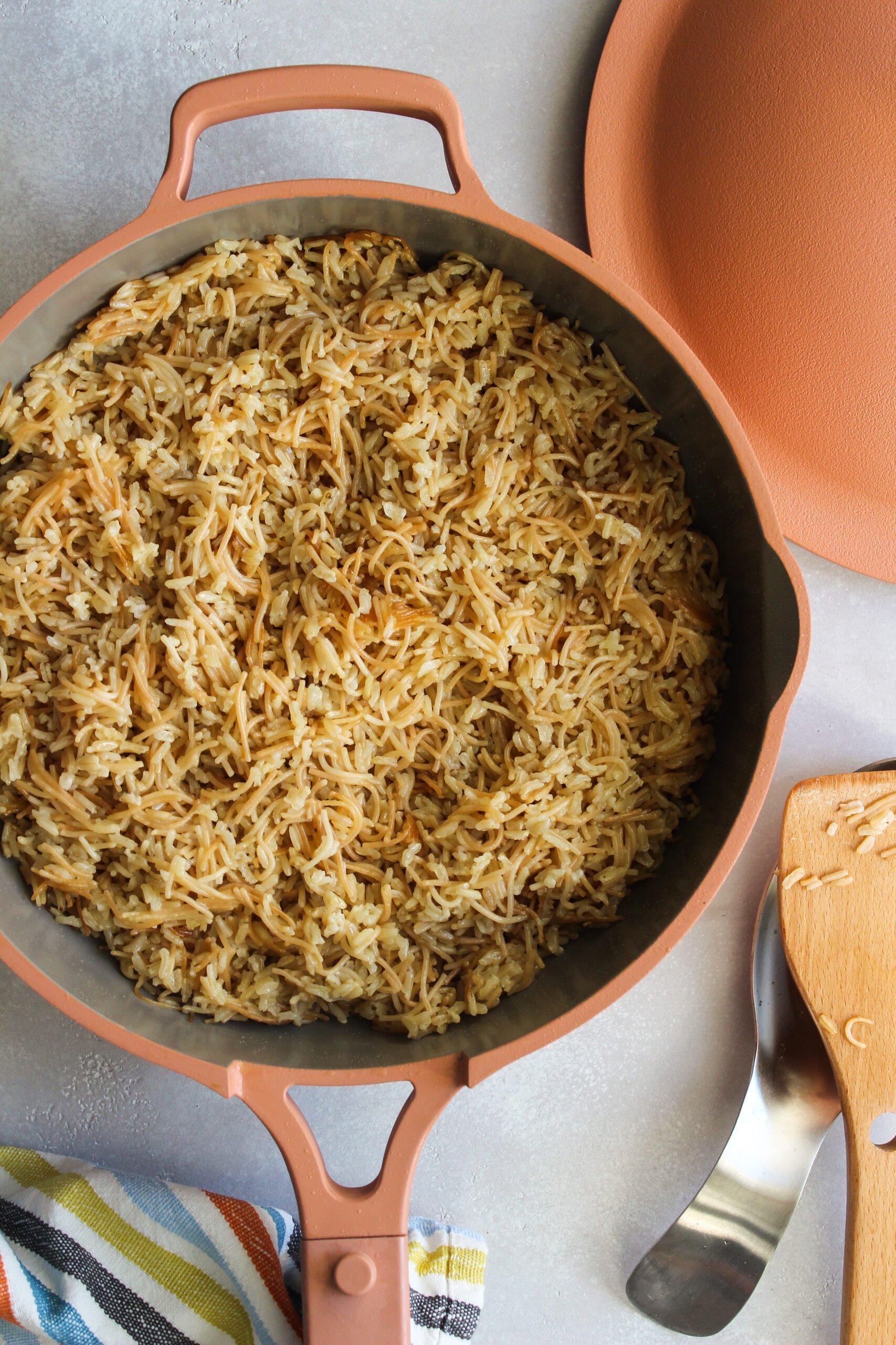 Rice with fide (Ρύζι με φιδέ) - Mia Kouppa