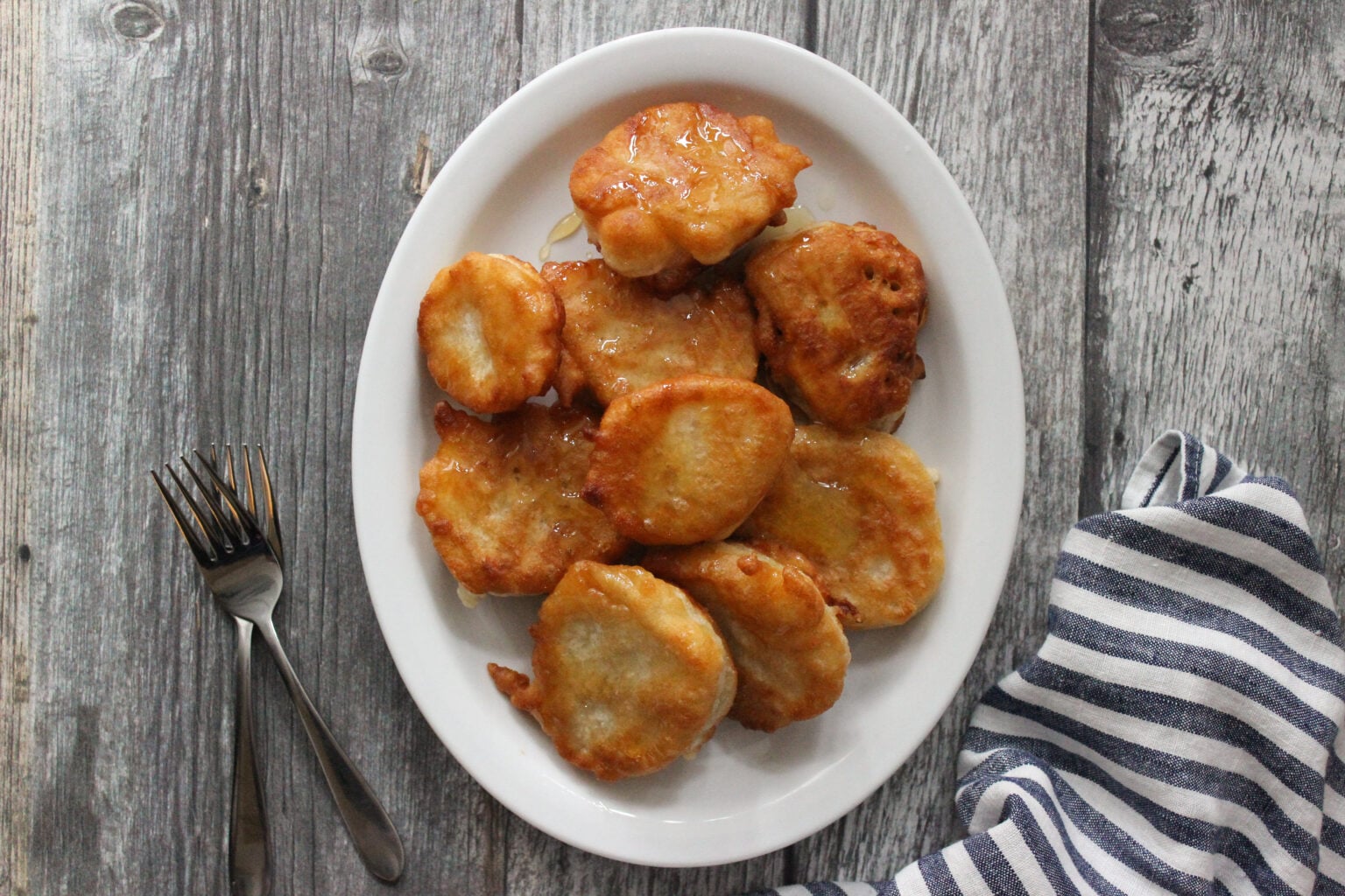 Tiganites (Greek-style pancakes) (Τηγανίτες) - Mia Kouppa, Traditional ...