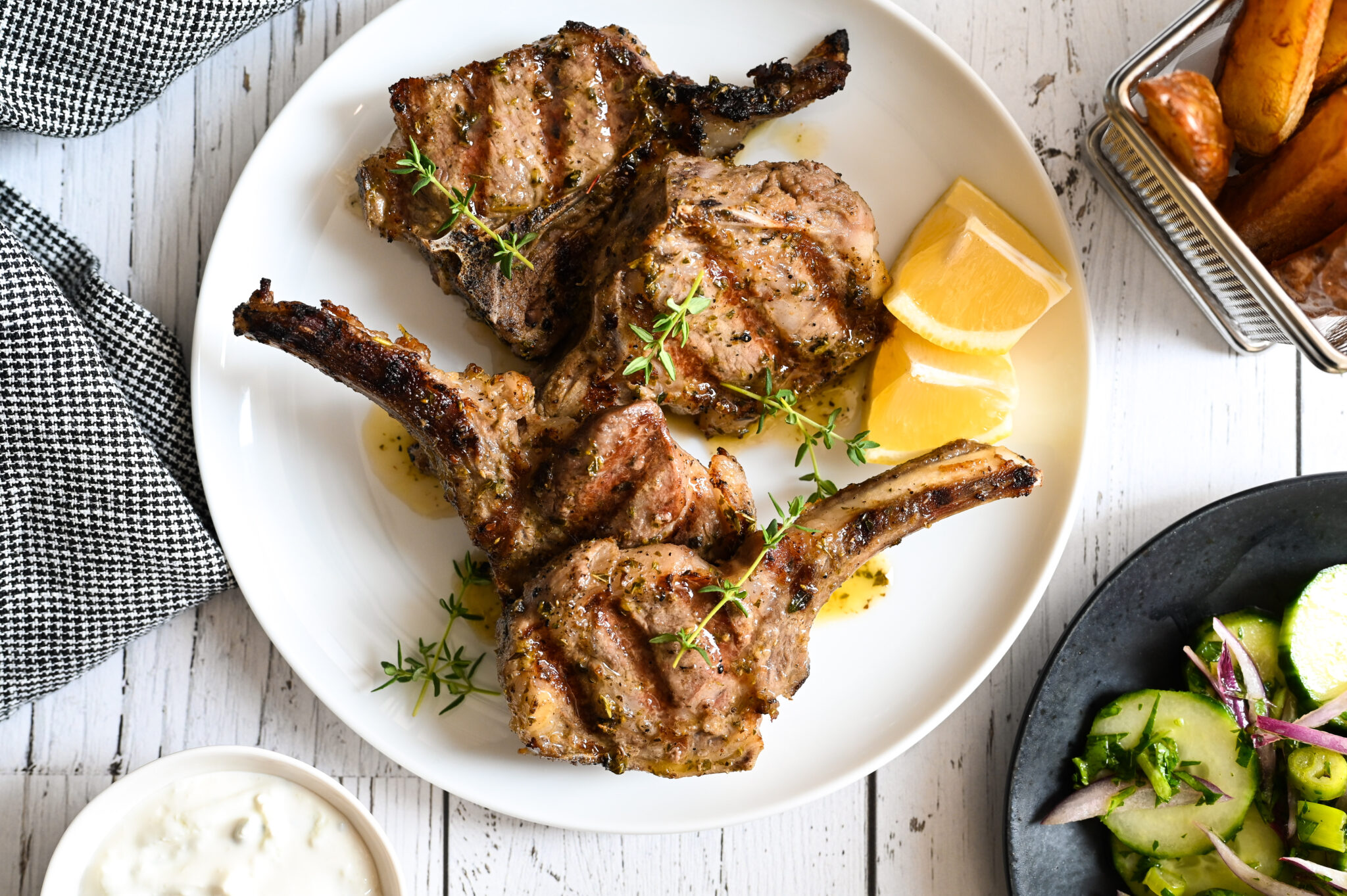Greek grilled lamb chops (Paidakia arnisia stin skara) - Mia Kouppa ...