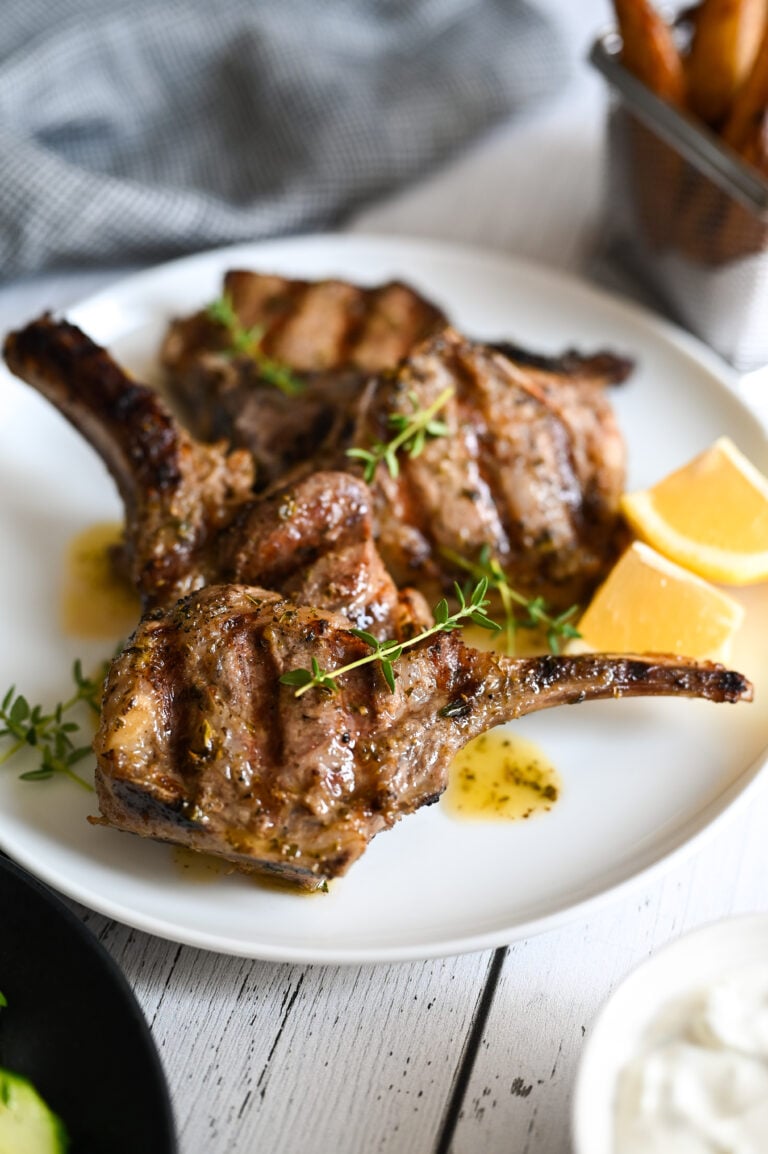 Greek grilled lamb chops (Paidakia arnisia stin skara) - Mia Kouppa ...