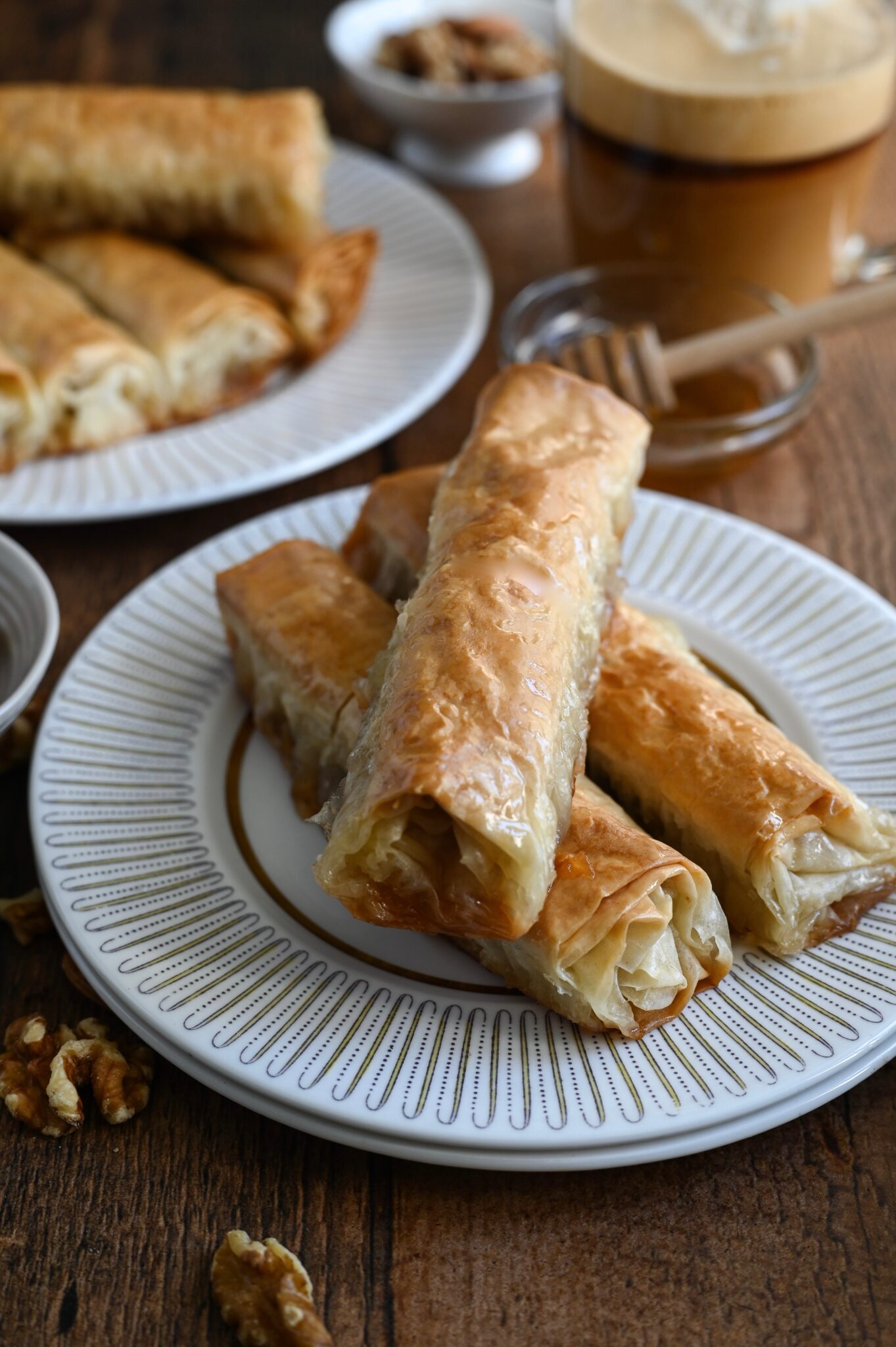 Saragli or Baklava cigars - Mia Kouppa, Greek recipes and more