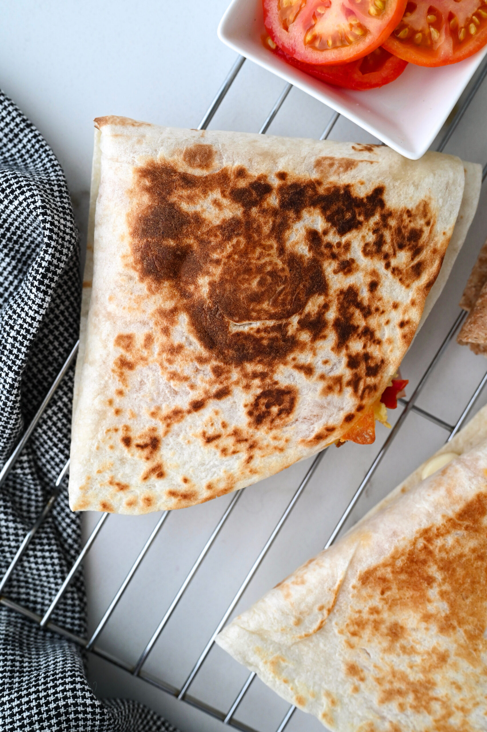 Easy breakfast tortilla wraps - Mia Kouppa, Greek recipes and more