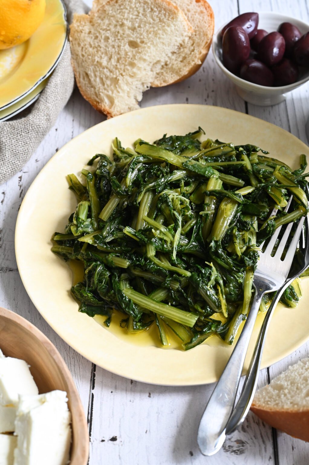 Horta, Dandelion greens (Χόρτα) - Mia Kouppa, Greek recipes