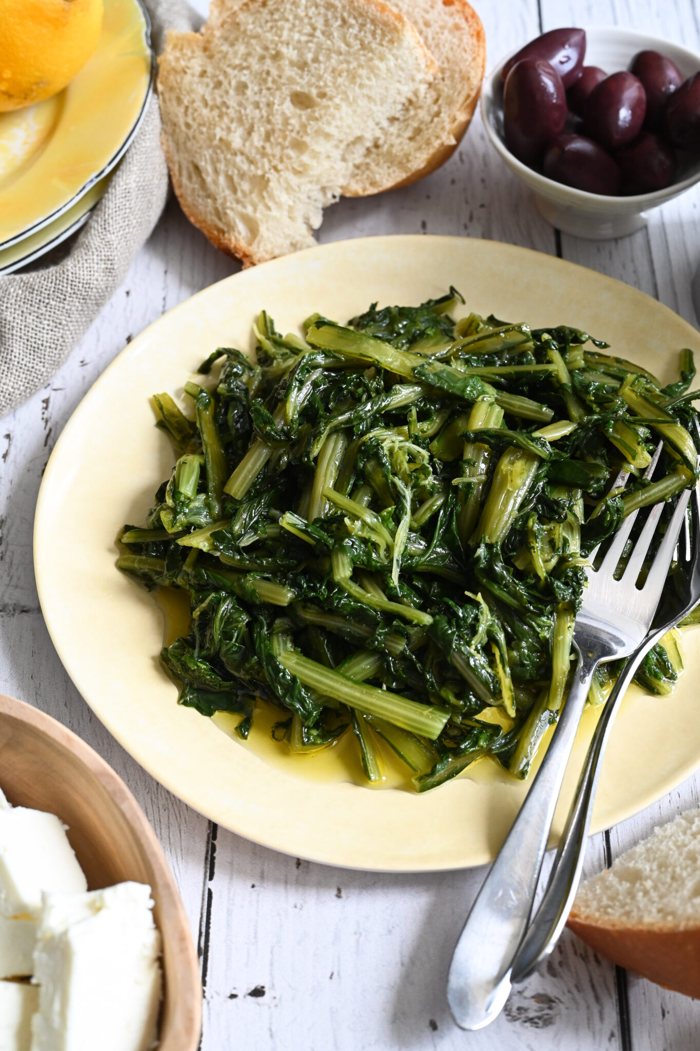 Horta, Dandelion greens (Χόρτα) - Mia Kouppa, Greek recipes