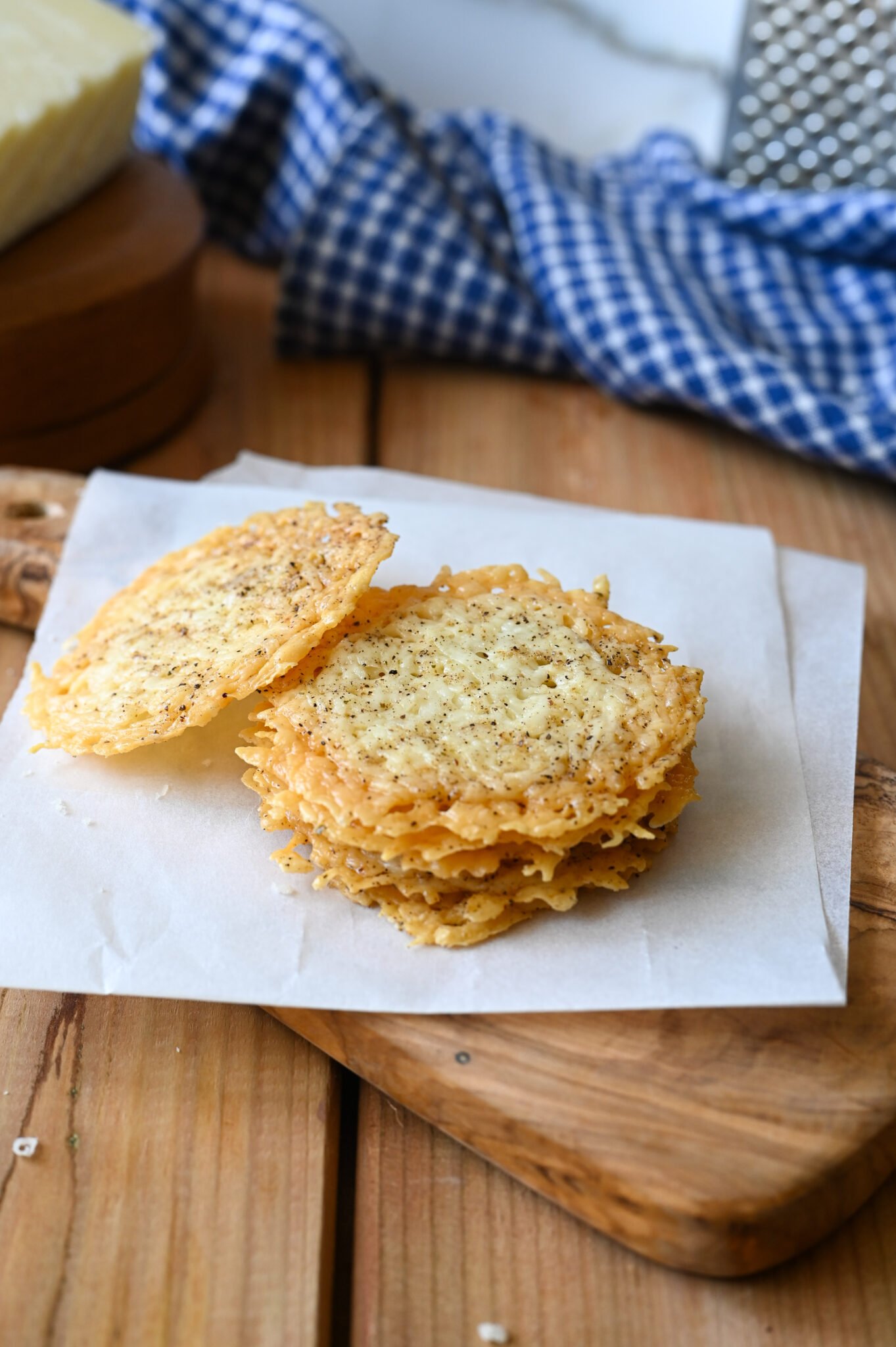 Kefalotyri cheese crisps - Mia Kouppa, Greek recipes and more