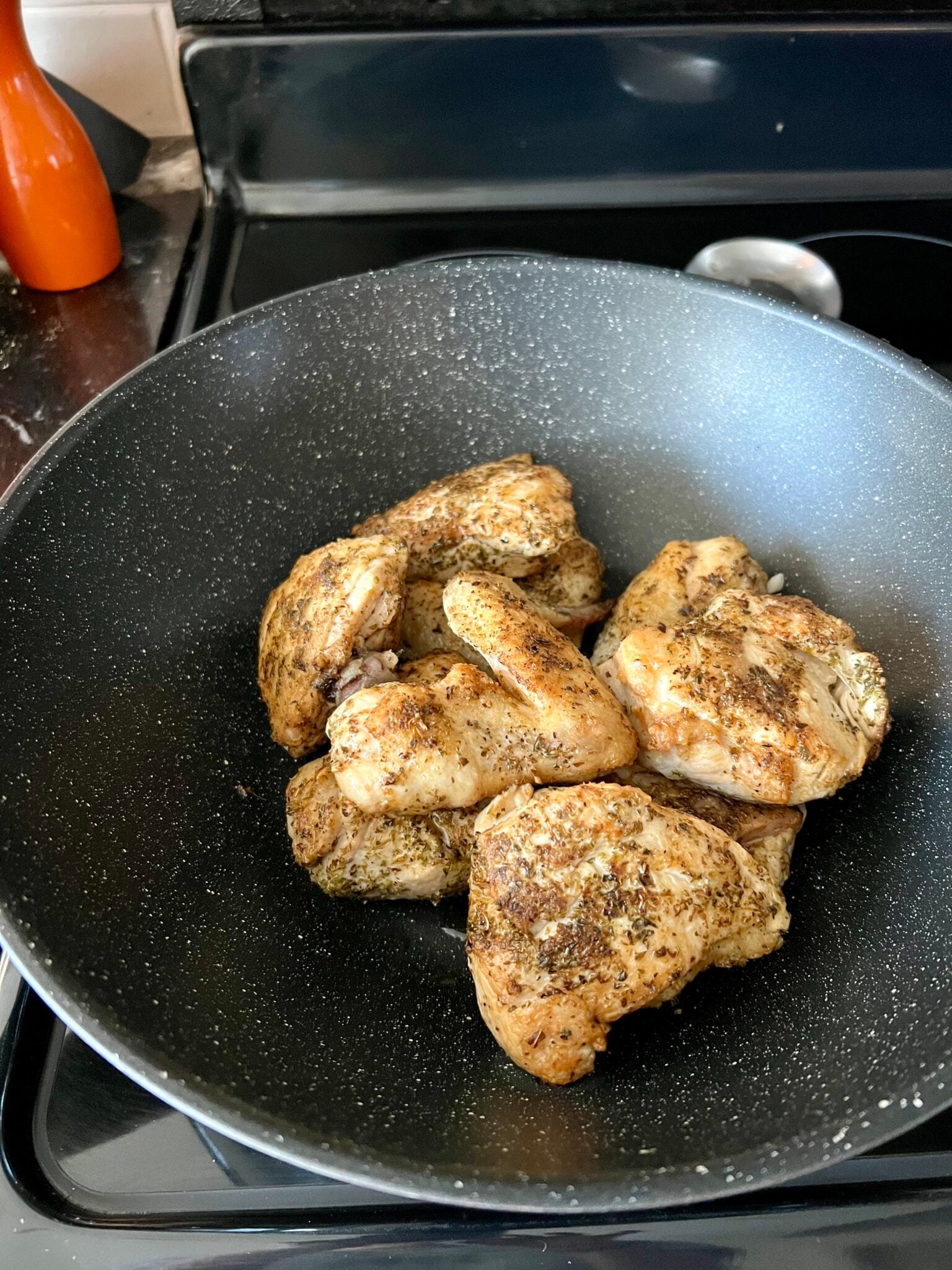 Greek chicken with lemon and oregano (Kotopoulo riganoto) - Mia Kouppa