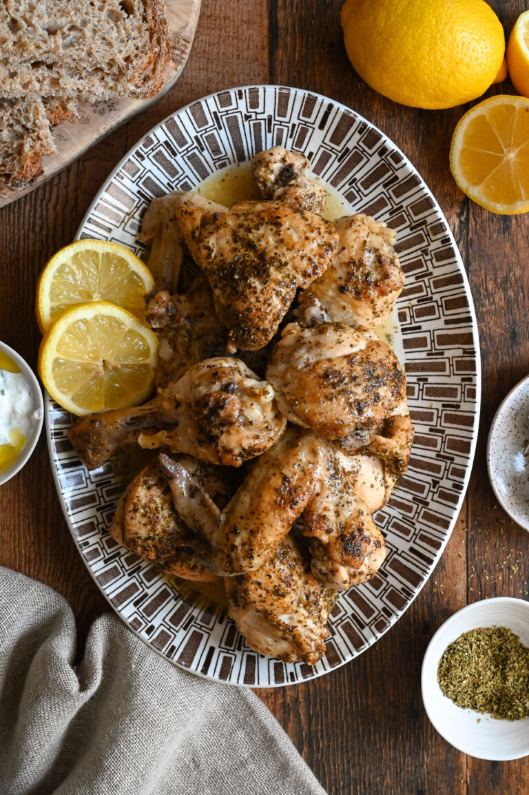 Greek chicken with lemon and oregano (Kotopoulo riganoto) - Mia Kouppa