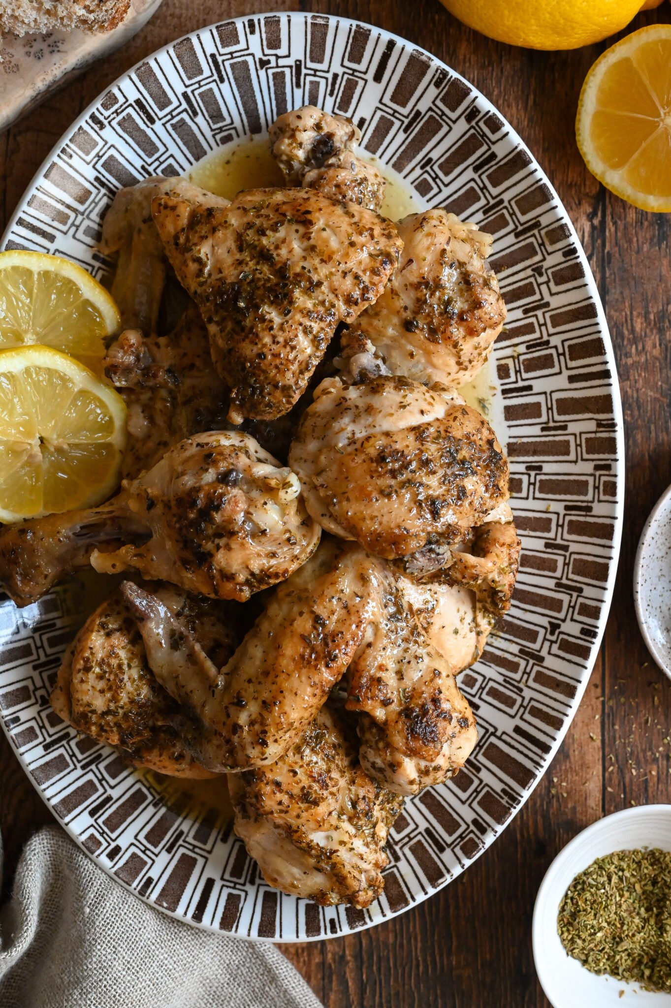 Chicken wings with a feta dipping sauce - Mia Kouppa, Greek recipes