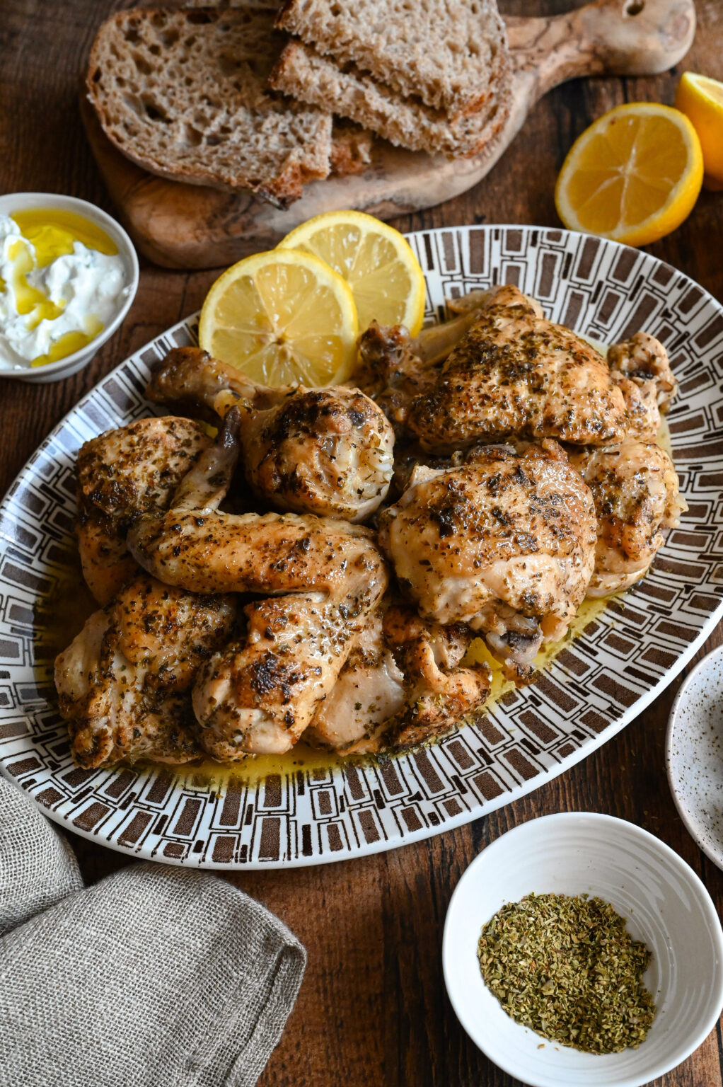 Greek chicken with lemon and oregano (Kotopoulo riganoto) - Mia Kouppa