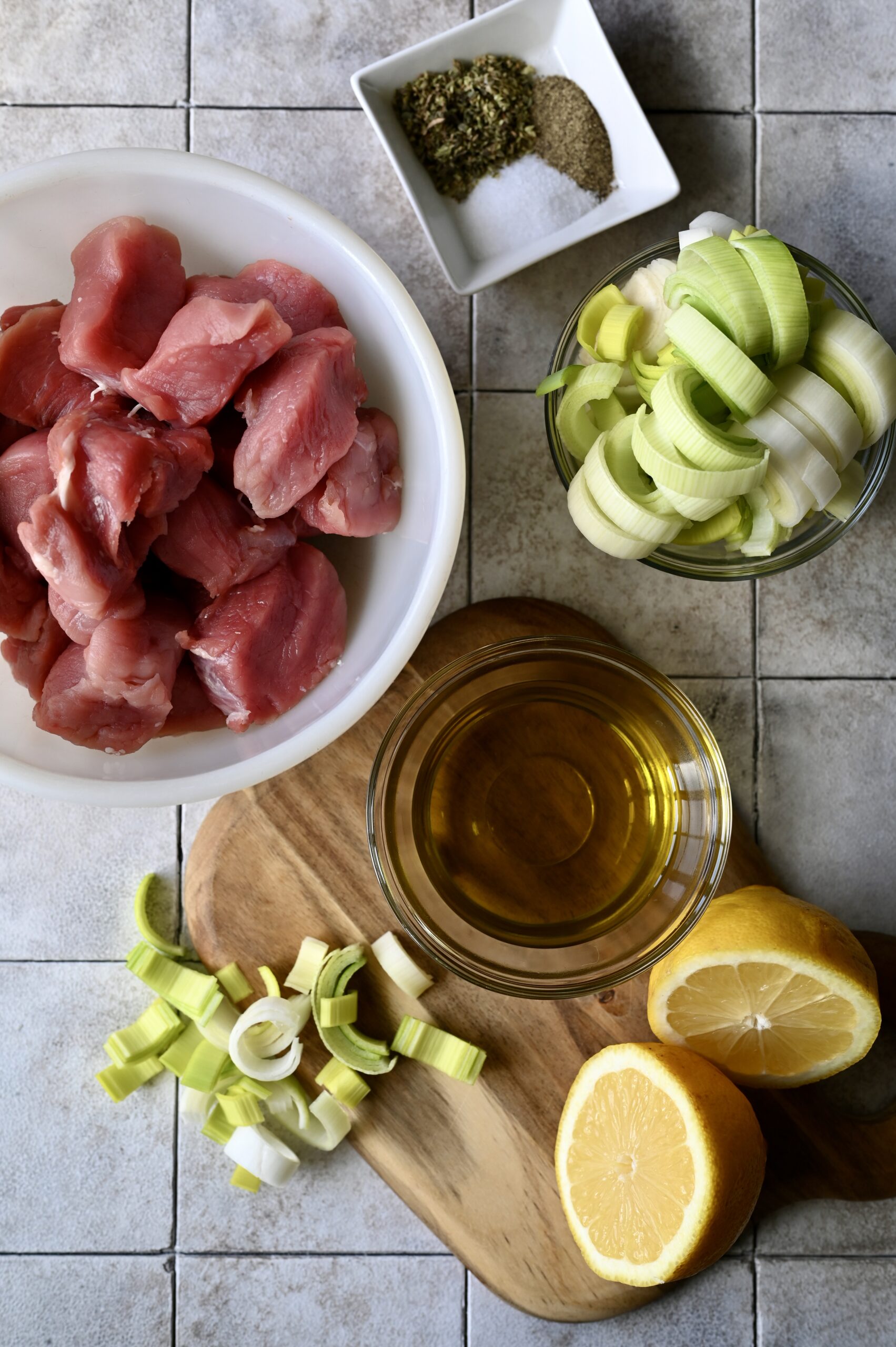 Pork with leeks, Prasotigania (Greek Hirino me praso) - Mia Kouppa