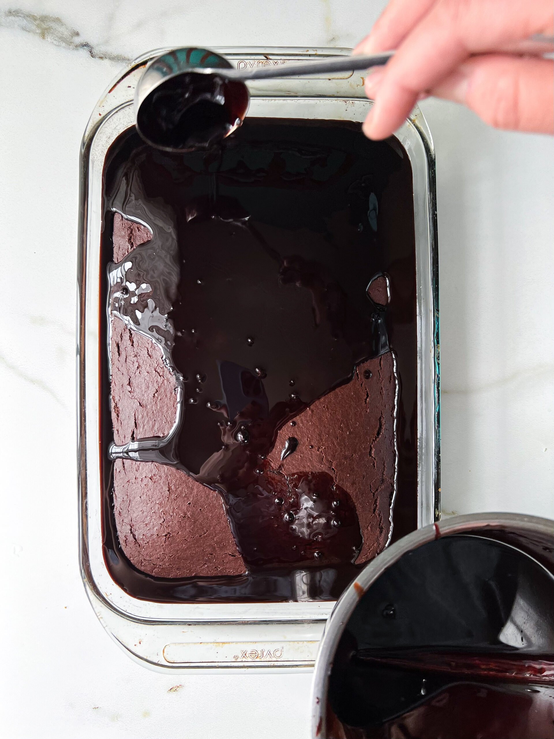 Greek chocolate cake (Sokolatopita) - Mia Kouppa, Greek recipes