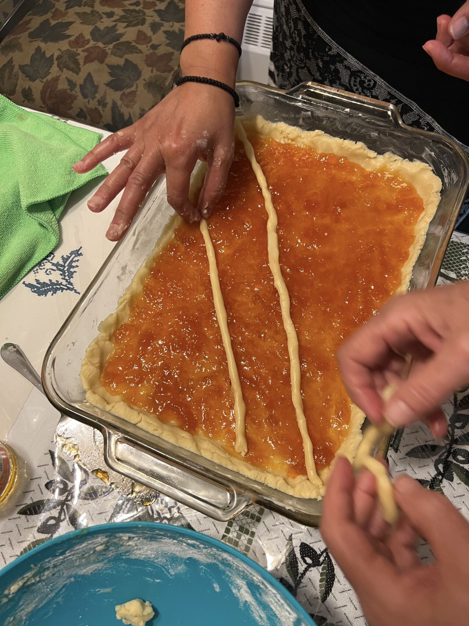 Pasta Flora (Greek jam tart recipe) - Mia Kouppa