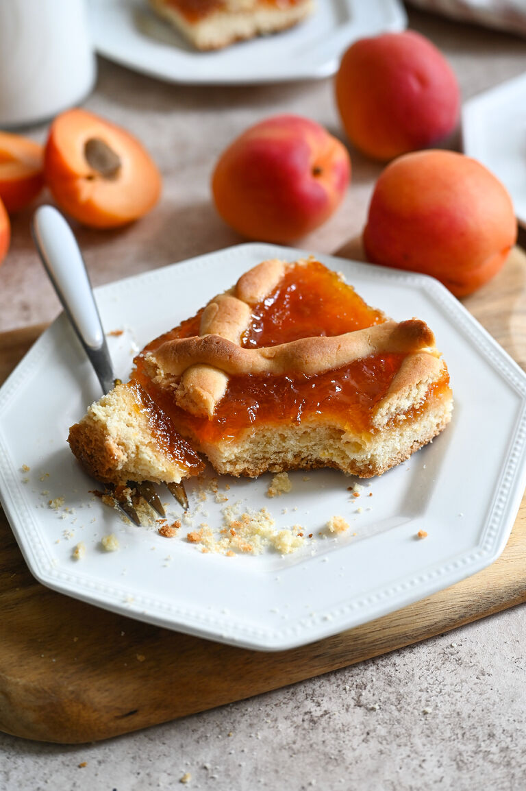 Pasta Flora (Greek jam tart recipe) - Mia Kouppa