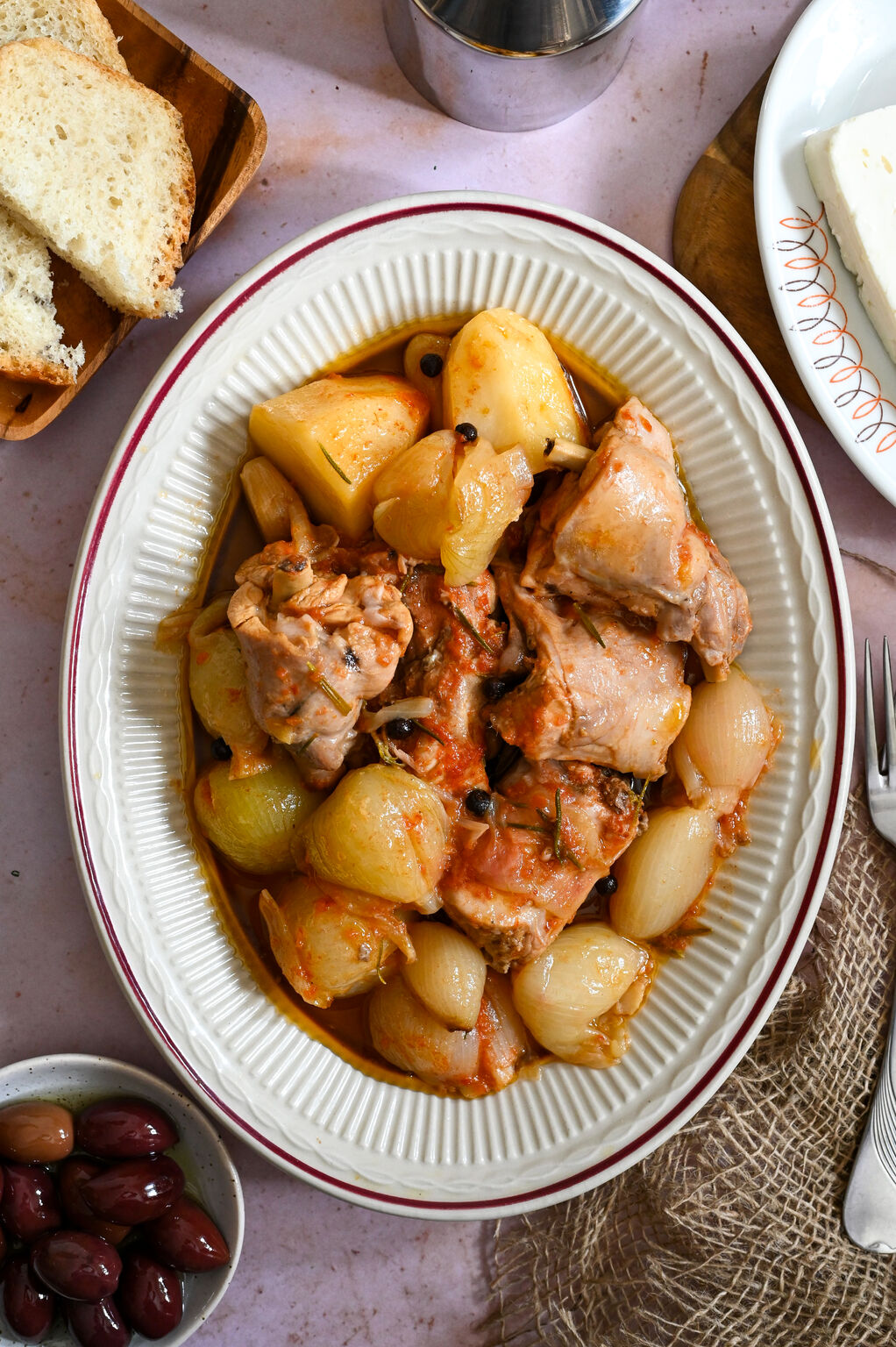 Rabbit stew (Κουνέλι στιφάδο) - Mia Kouppa