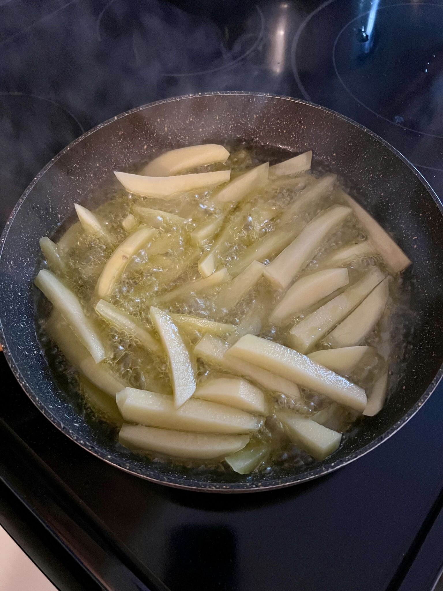 Fried Quails with French Fries - Mia Kouppa, Greek recipes