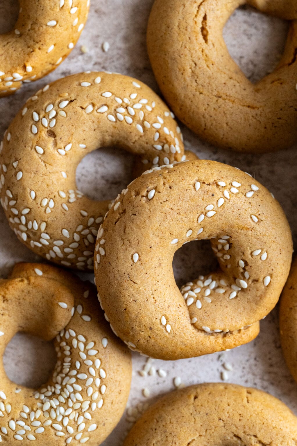 Greek moustokouloura cookies (Grape must, petimezi, cookies) - Mia Kouppa