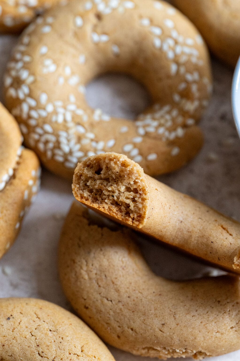 Greek moustokouloura cookies (Grape must, petimezi, cookies) - Mia Kouppa