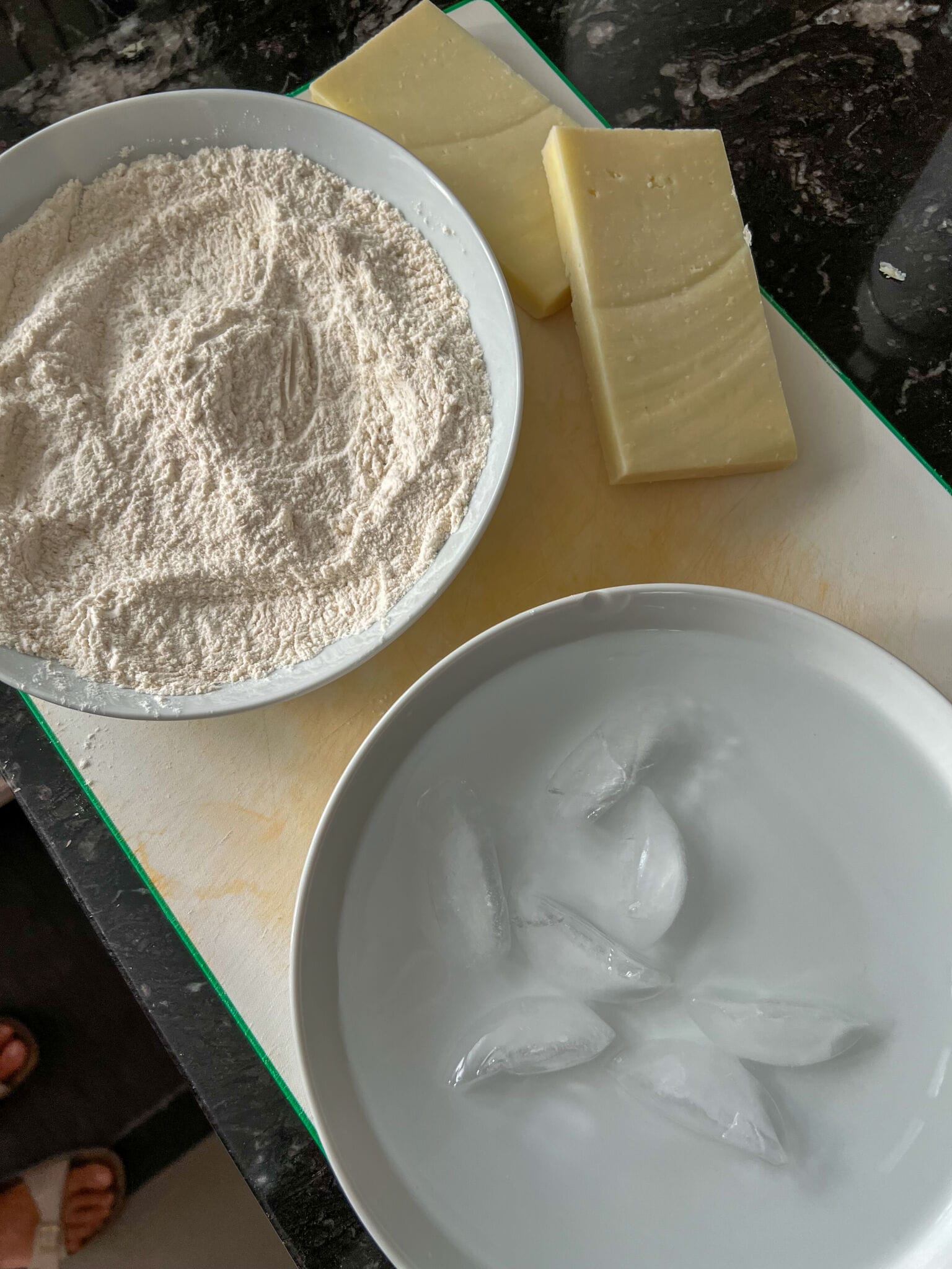 Flaming Greek cheese saganaki, flambeed fried cheese - Mia Kouppa